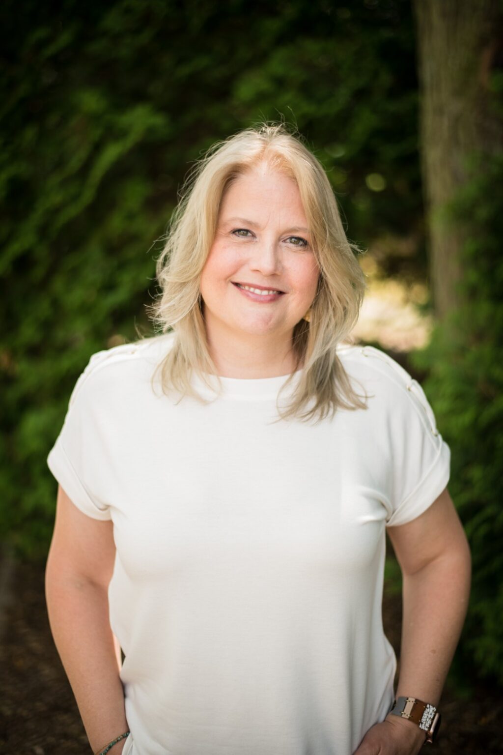 Kelly Huggins - Owner, Clinical Director, Grief & Trauma Therapist